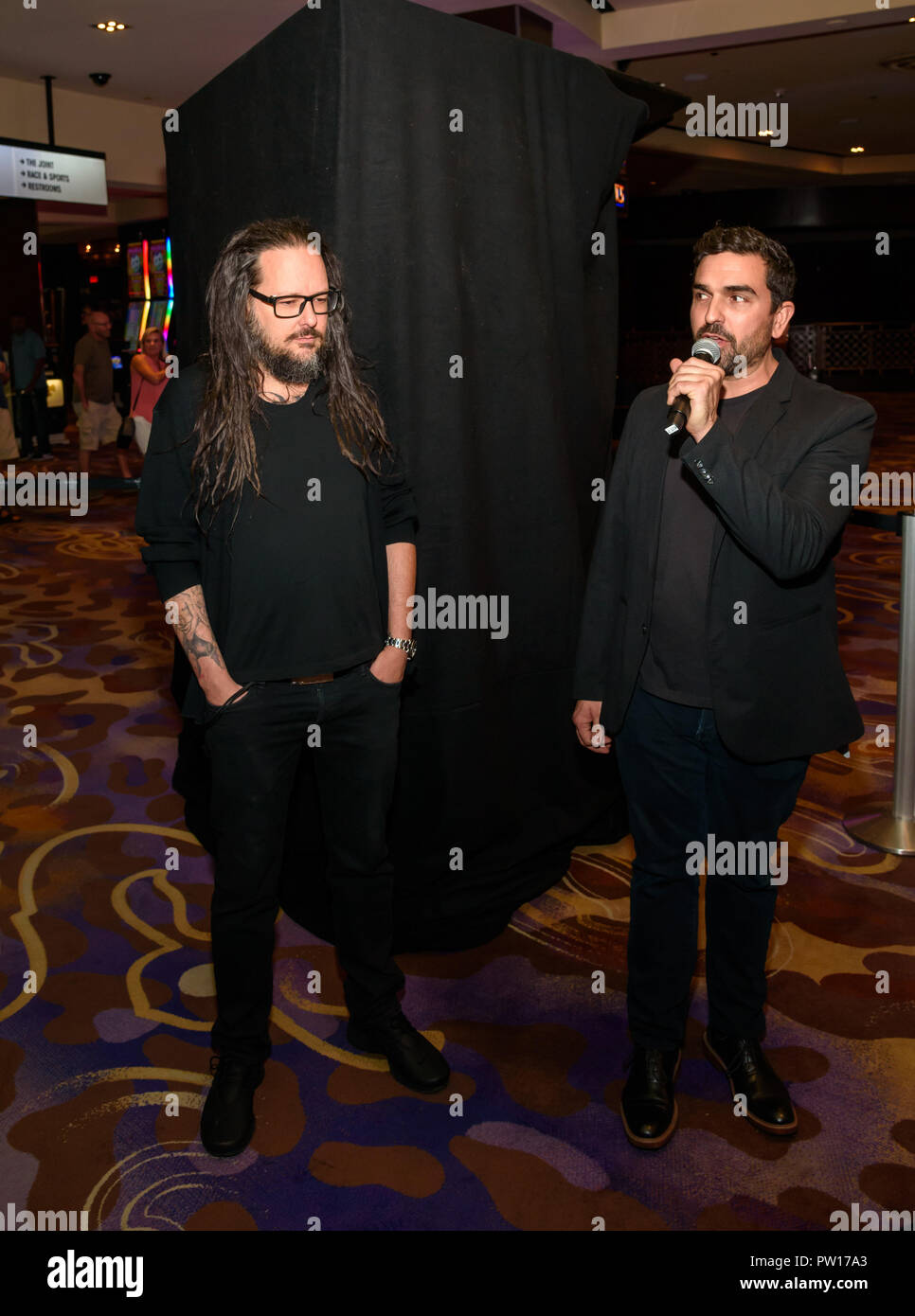 Las Vegas, NV, USA. 10th Oct, 2018. ***HOUSE COVERAGE*** Jonathan Davis ...