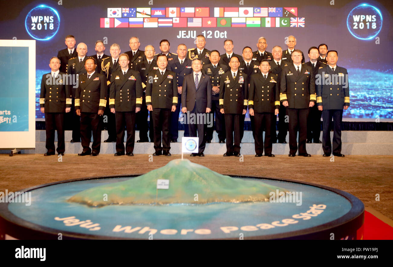 Global maritime forum hi-res stock photography and images - Alamy