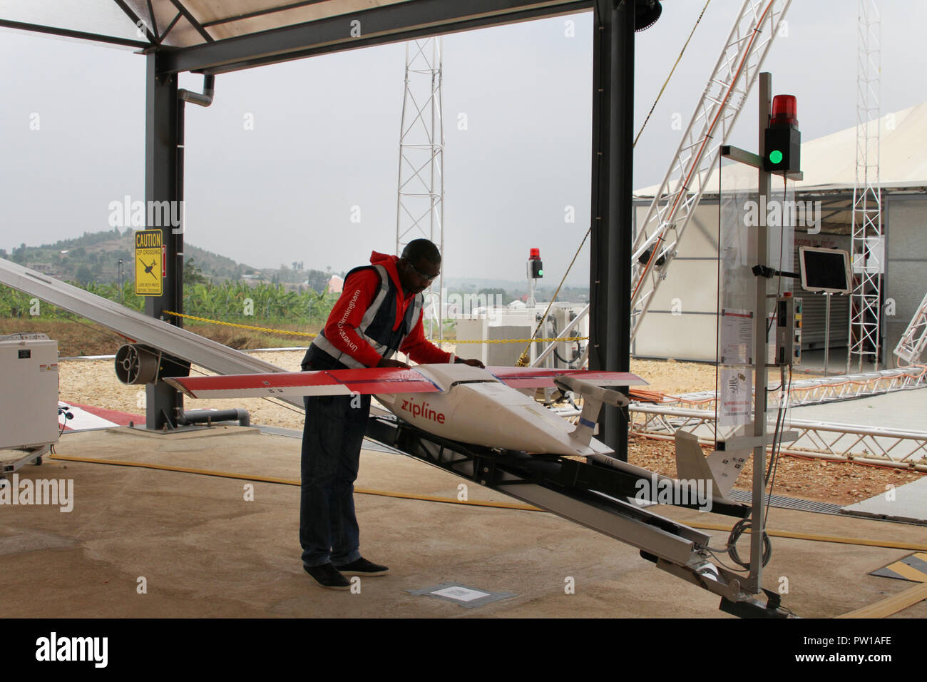 Zipline drone hi-res stock photography and images - Alamy