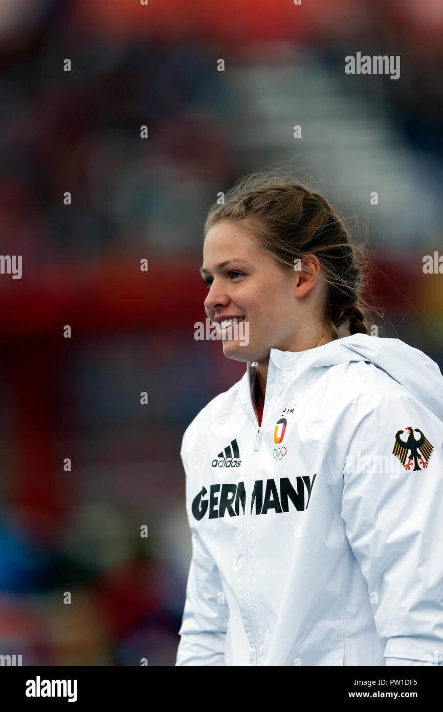 Buenos Aires, Argentina. 11th Oct, 2018. German pole vaulter Leni ...