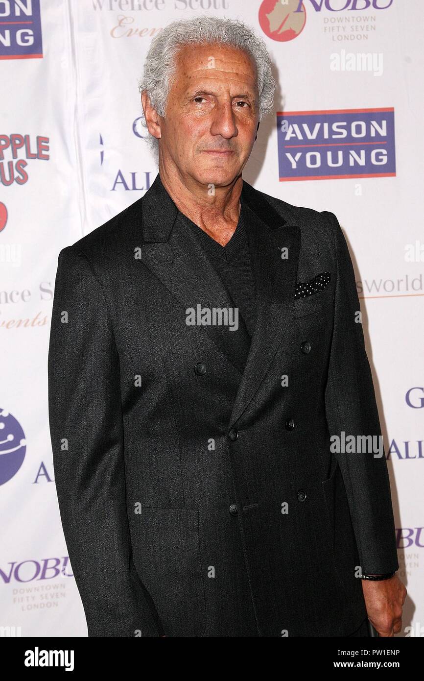 Joseph abboud hi-res stock photography and images - Alamy