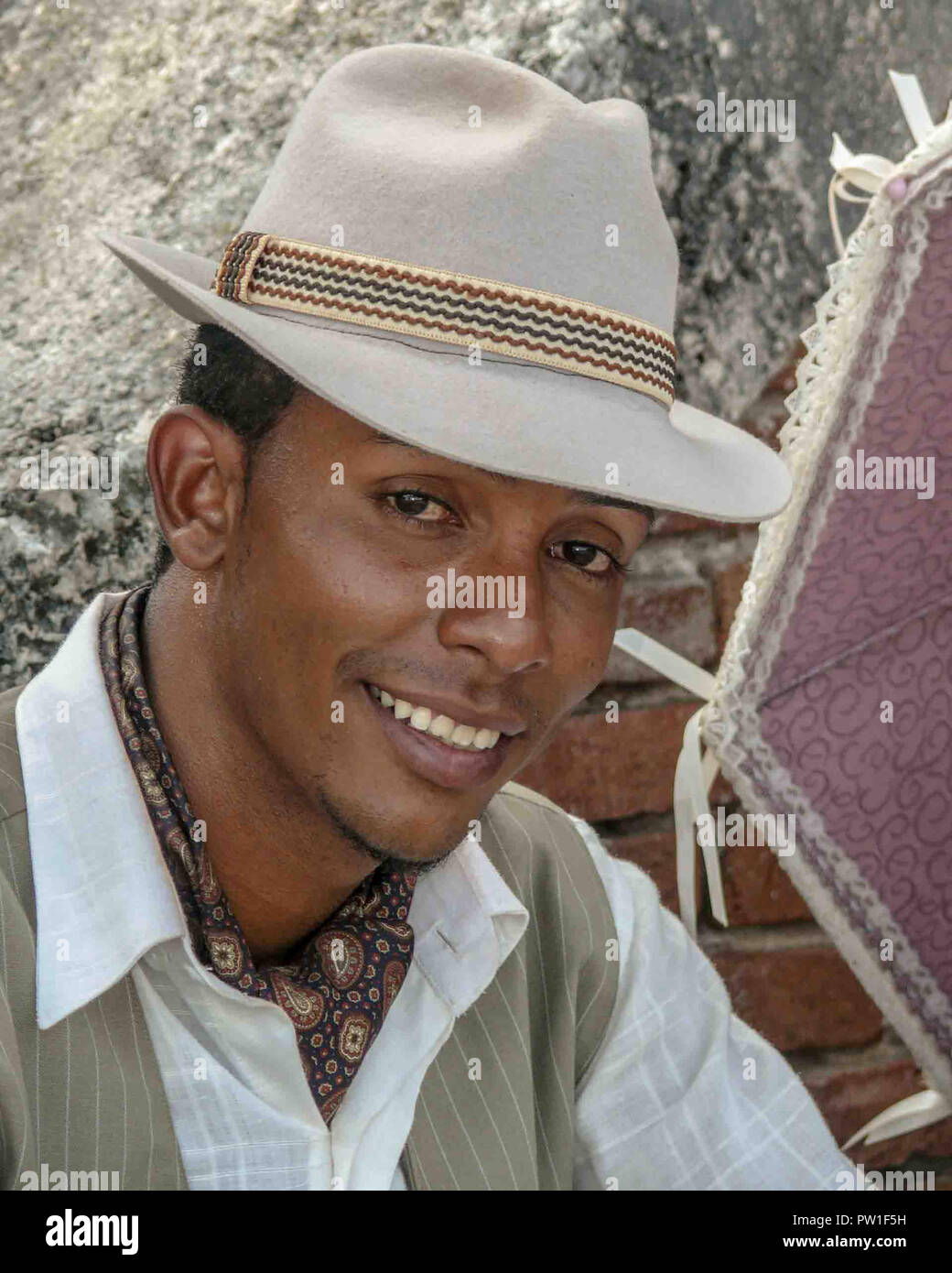 Dominican male dancer in costume hi-res stock photography and images ...