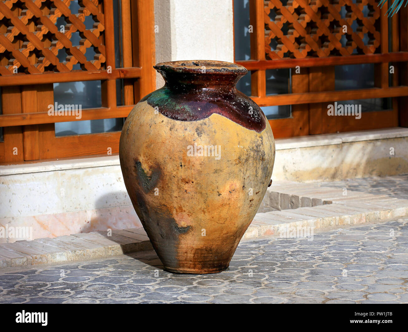 Jug eared hi-res stock photography and images - Alamy