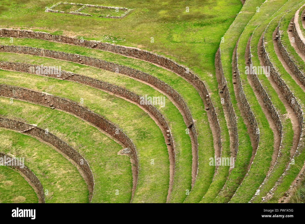 Beautiful lines of Incan agricultural terraces ruins of Moray ...