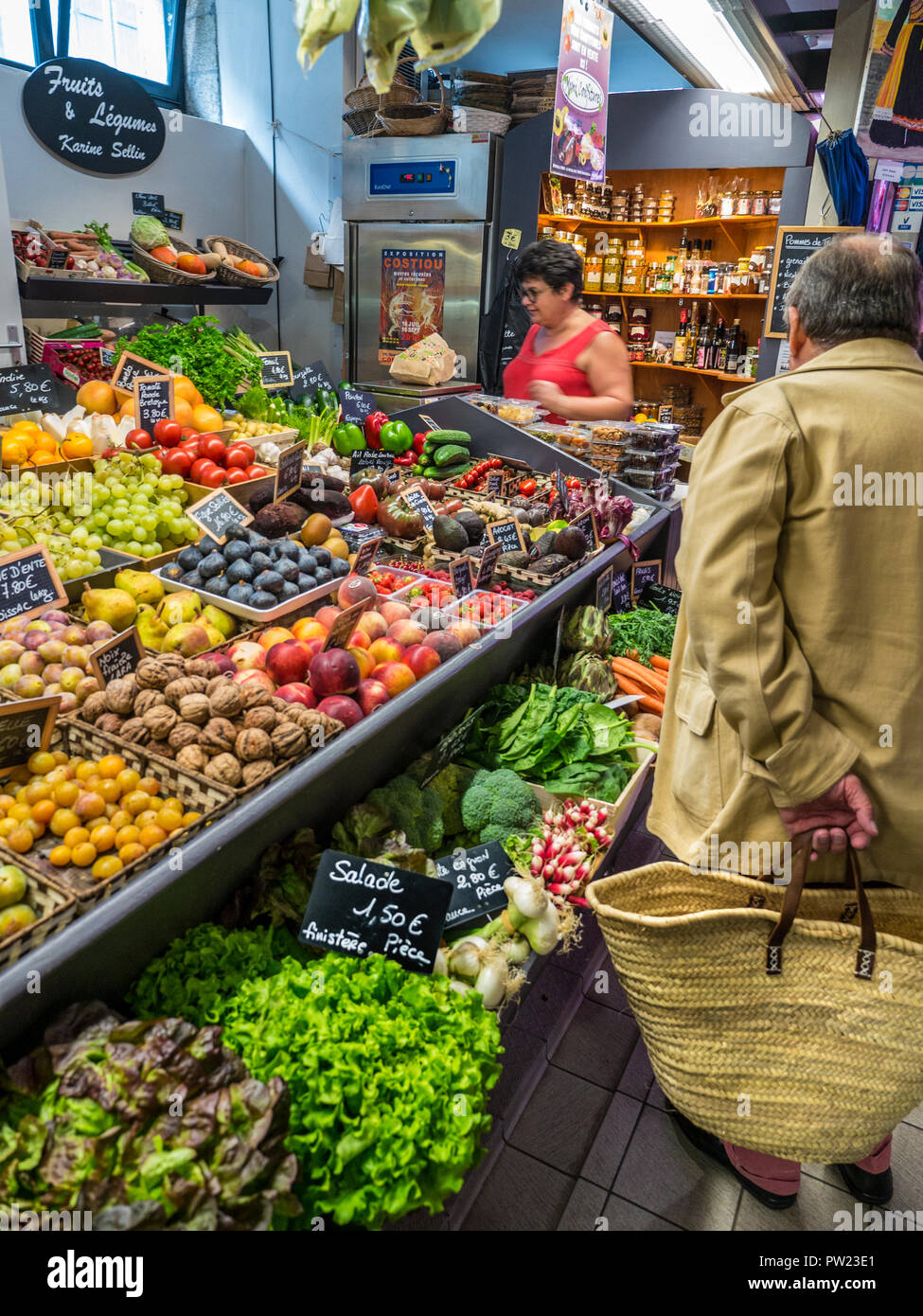 Local produce fruits vegetables hi-res stock photography and images - Alamy