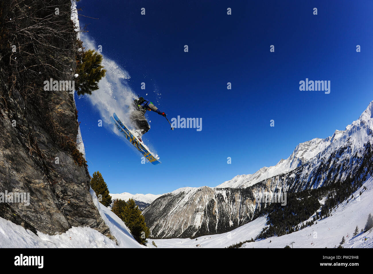 Cliff Drop Stock Photos & Cliff Drop Stock Images - Alamy