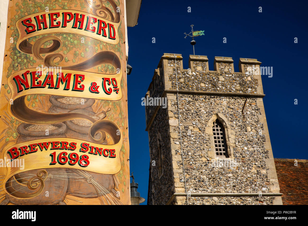 UK, Kent, Canterbury, High Street, The Cricketers pub, Shepherd Neame ...