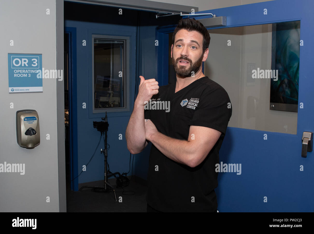 NBC 'One Chicago Day' with set tours and demos of 'Chicago PD ...