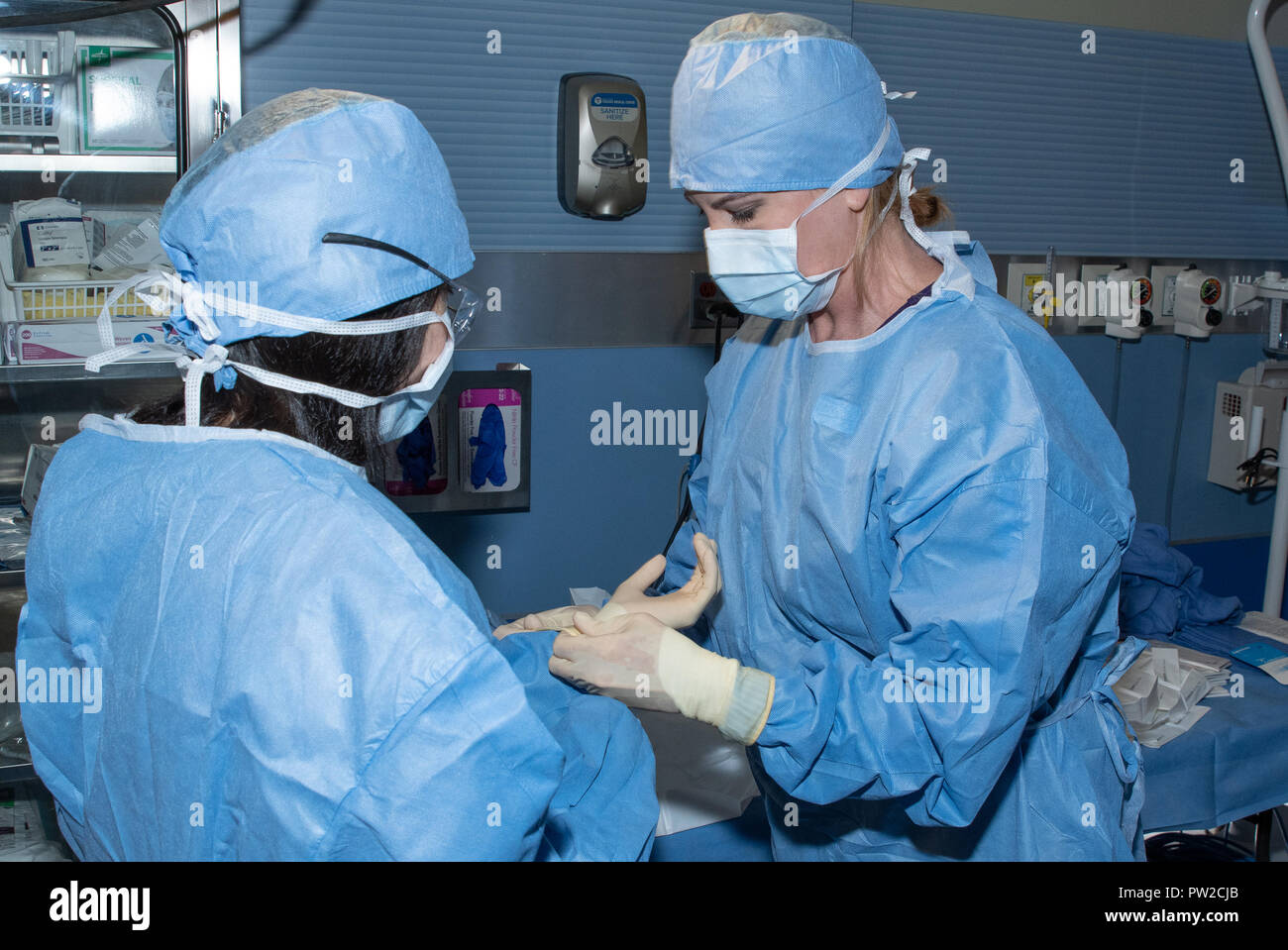 Med tech hi-res stock photography and images - Alamy