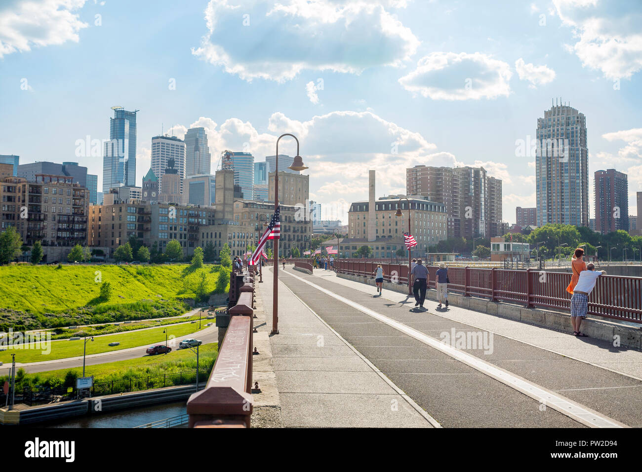 City downtown architecture hi-res stock photography and images - Alamy