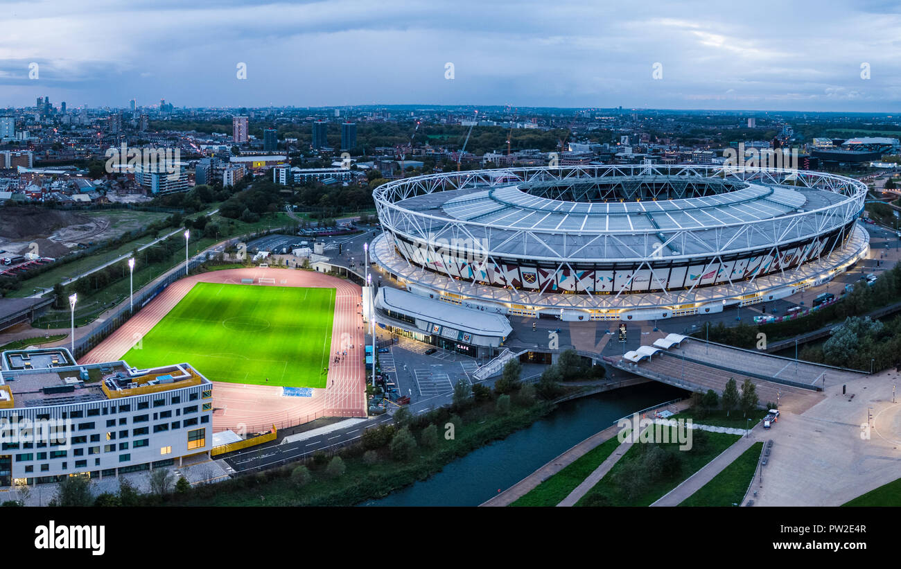 Olympic park london aerial hi-res stock photography and images - Alamy