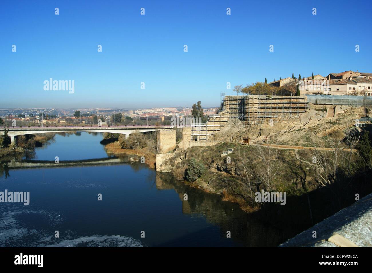 St Martins bridge over the River Tagus, Toledo Spain Stock Photo - Alamy