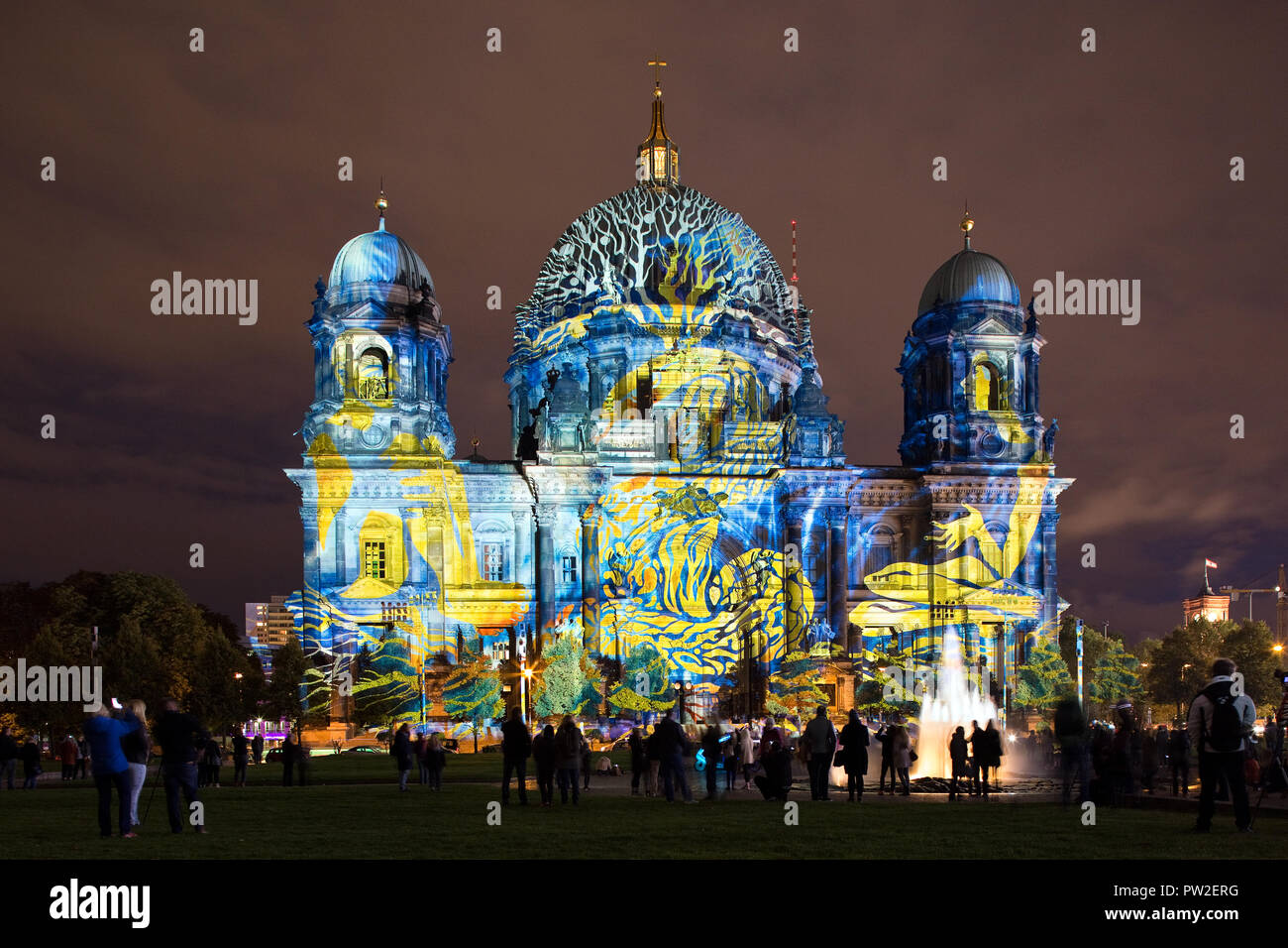 Berlin festival of light hi-res stock photography and images - Alamy