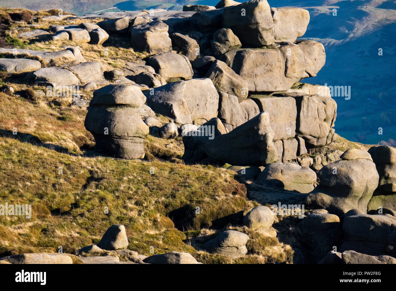 Weathered gritstone boulders at The Woolpacks on Kinder Scout in the ...