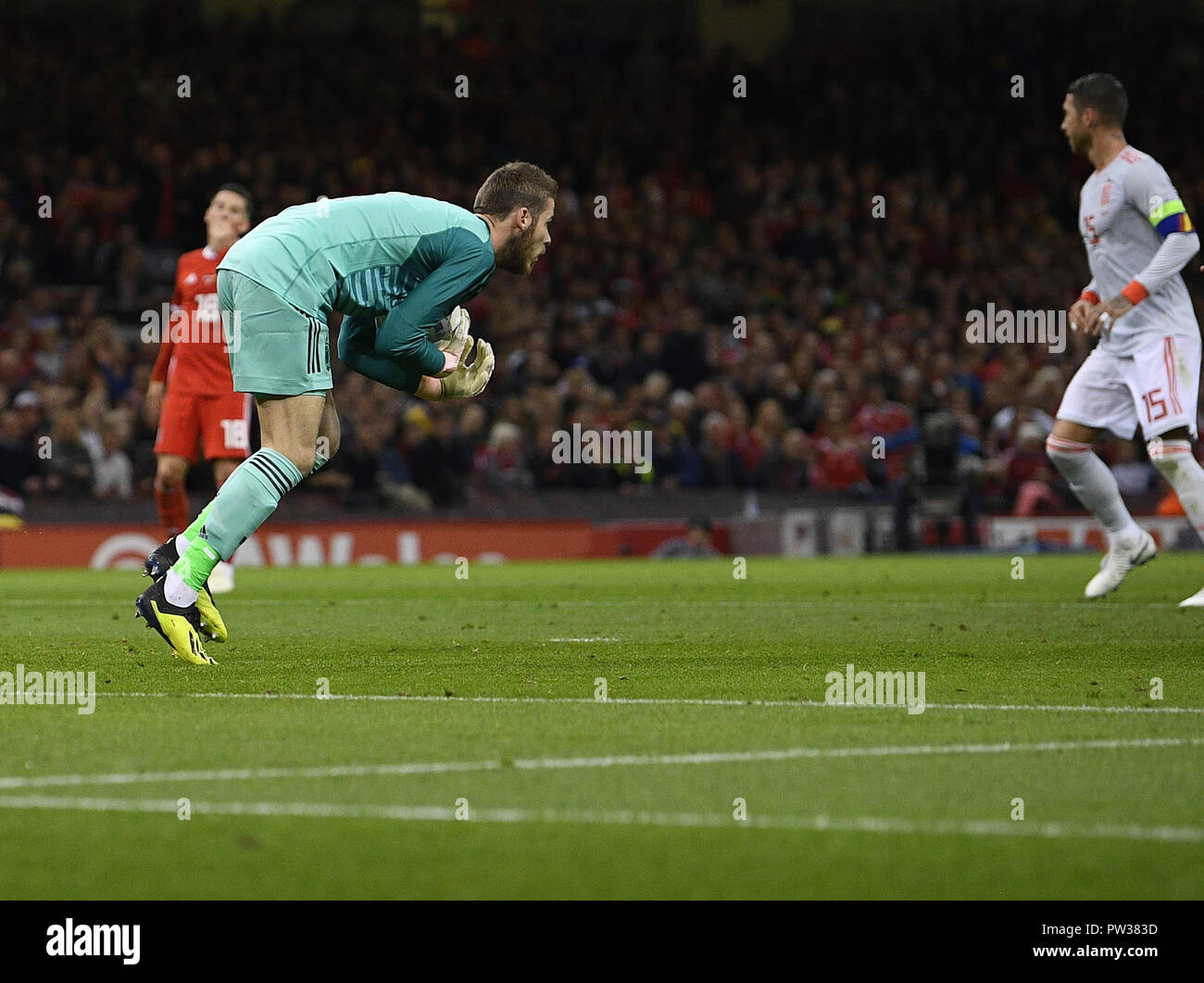 Spain goalkeeper hi-res stock photography and images - Alamy