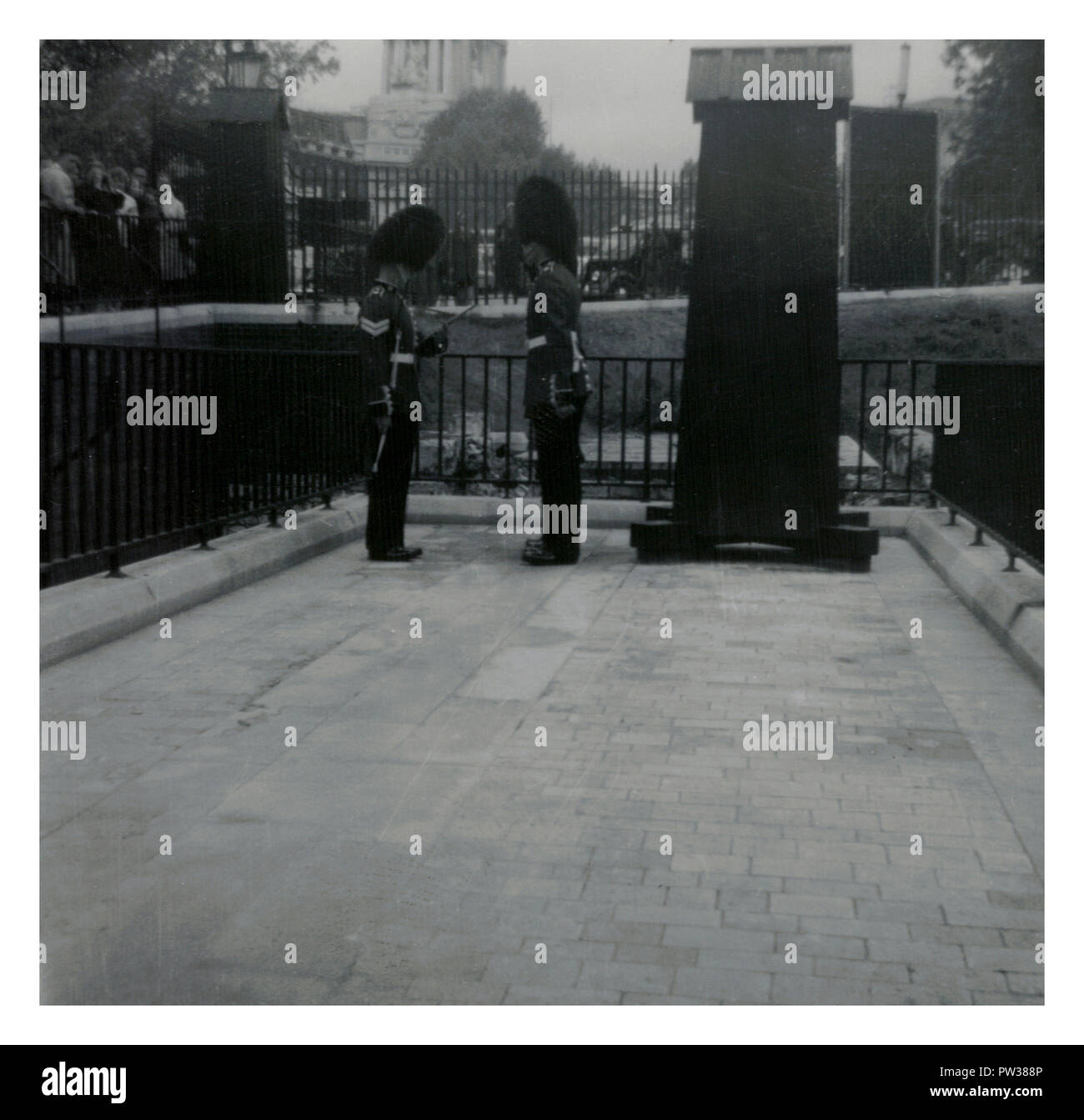 Changing of the Guard, Tower of London UK, 1963 Stock Photo - Alamy