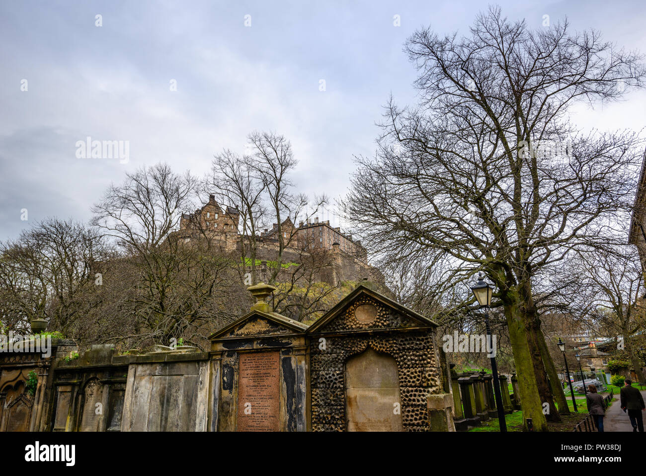 Cemetery architecture hi-res stock photography and images - Alamy