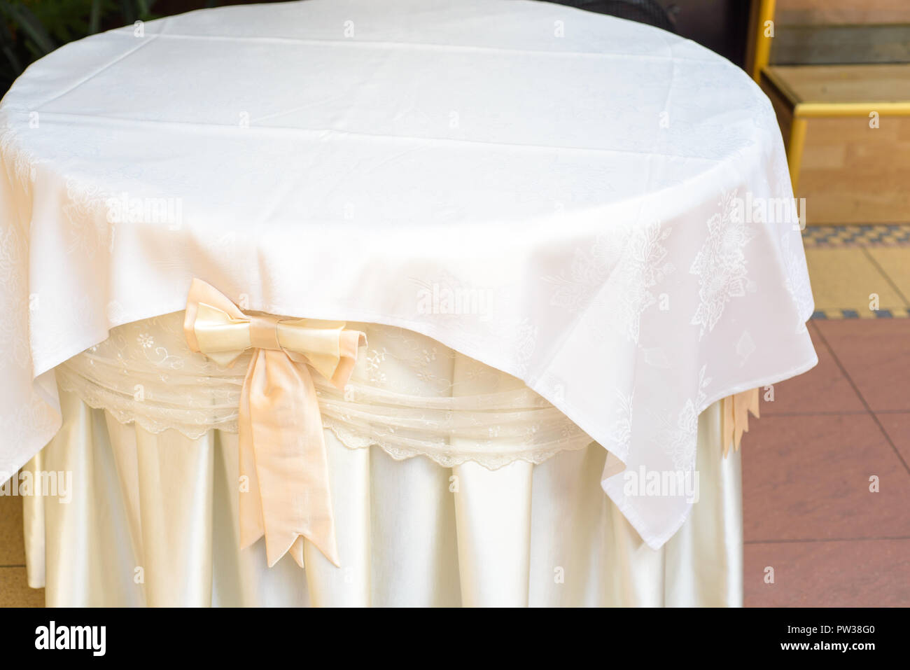 Empty home table white tablecloth hi-res stock photography and images ...