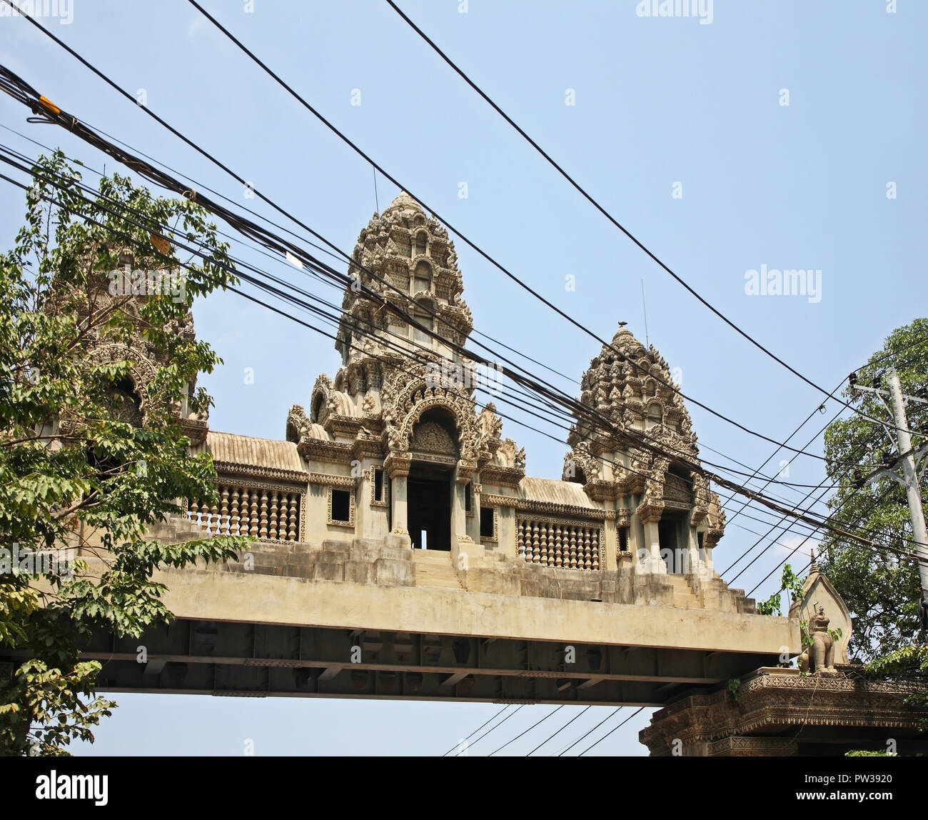 Border crossing between Thailand and Cambodia in Poipet. Cambodia Stock ...