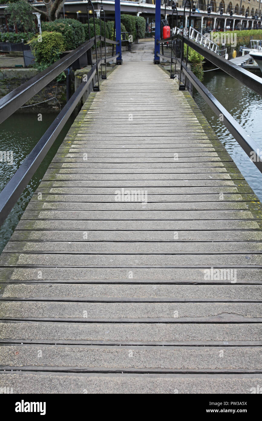 Movable Bascule Footbridge Over Canal Water Stock Photo - Alamy