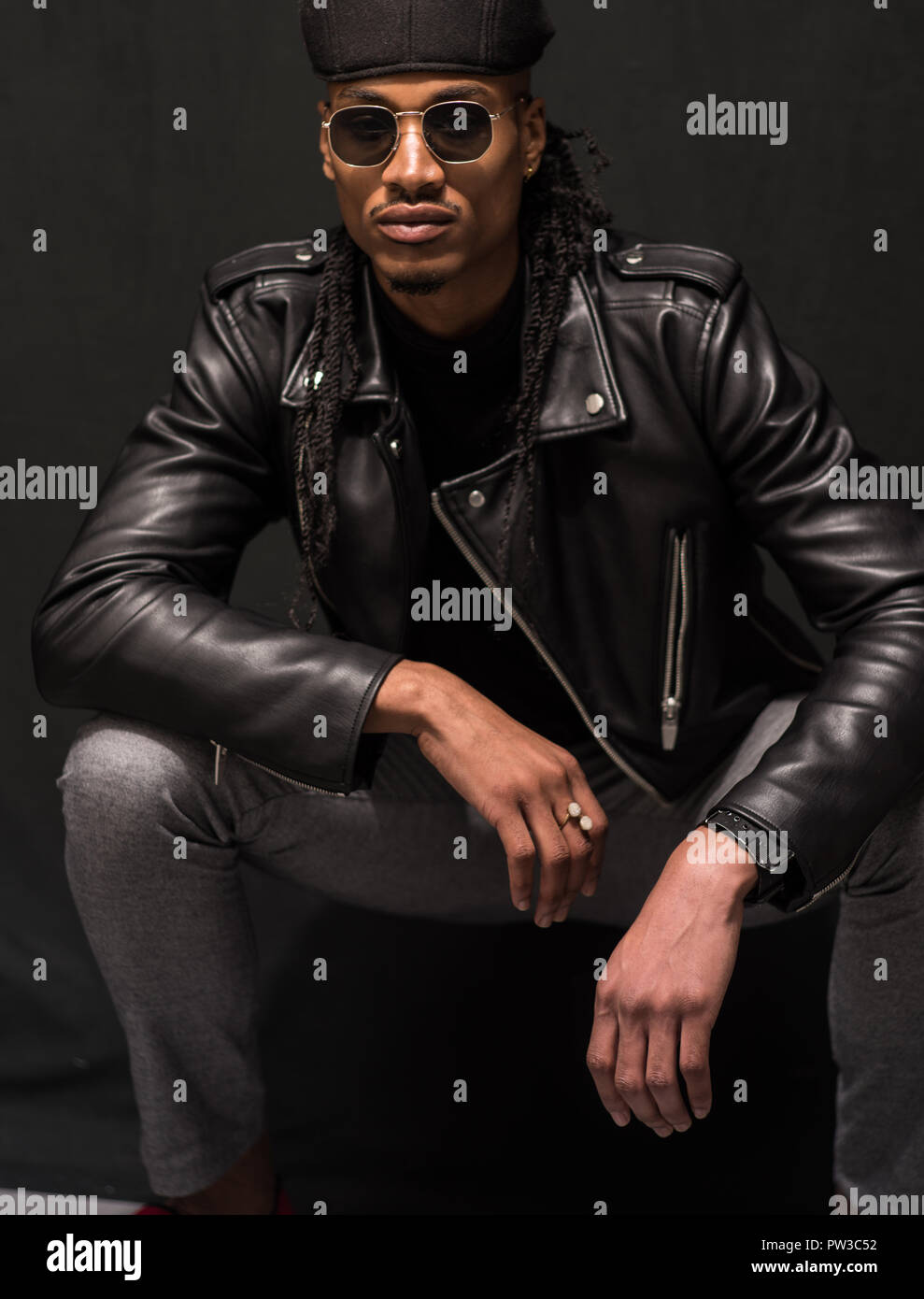 Fashion images of black model Stock Photo - Alamy