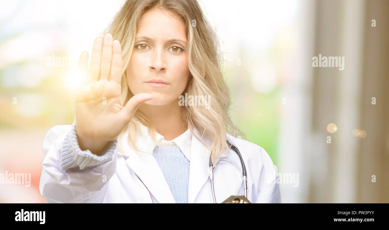 Doctor stethoscope saying hand gesture hi-res stock photography and ...