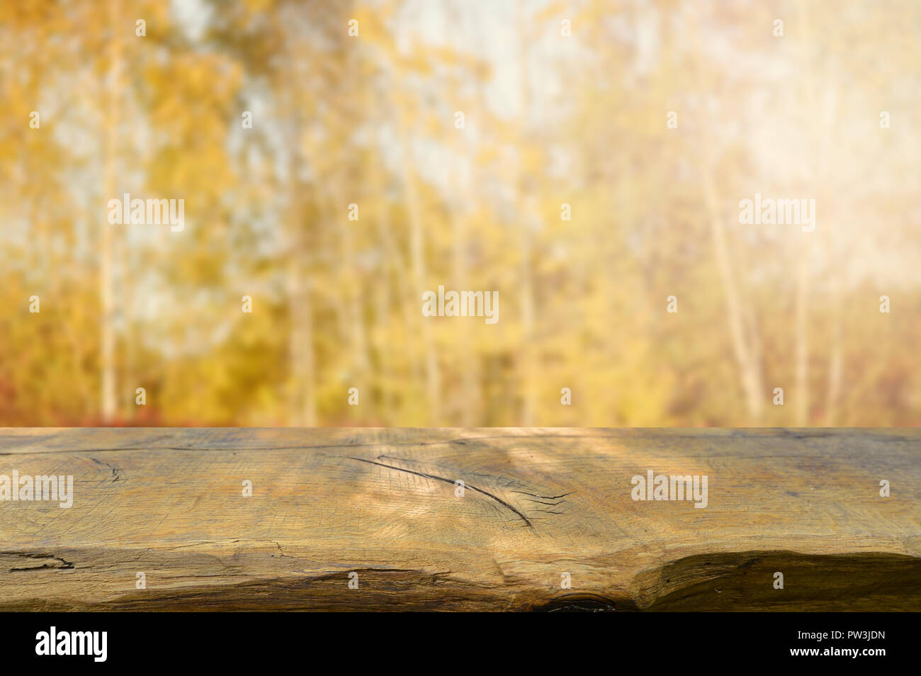 Empty table for display montages Stock Photo - Alamy