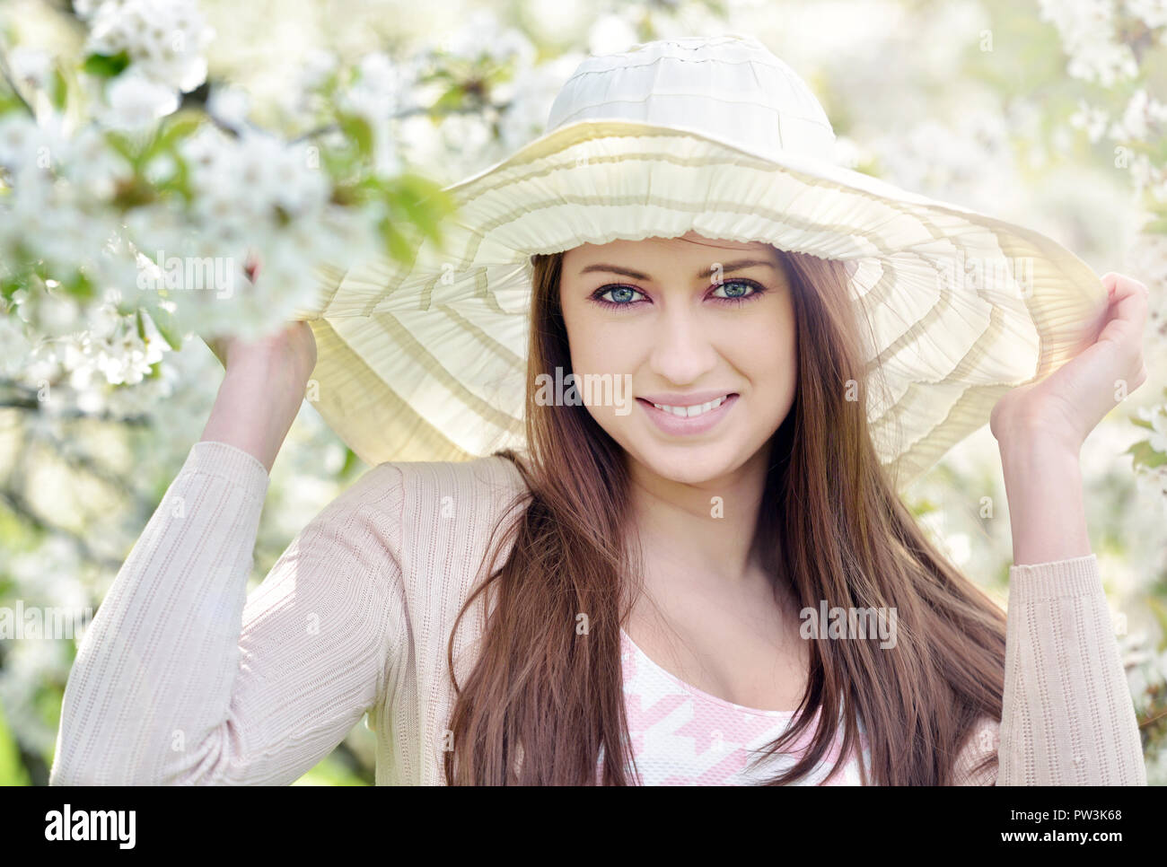 Beautiful gril - spring portrait Stock Photo - Alamy