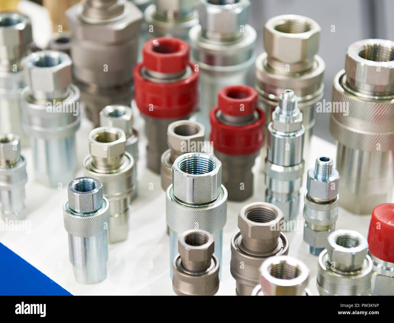 Hydraulic coupling hi-res stock photography and images - Alamy