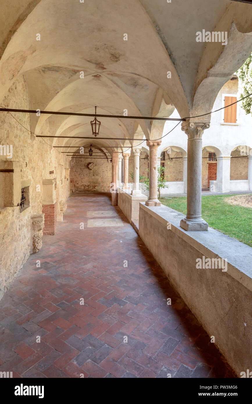 Vaults covered hi-res stock photography and images - Alamy