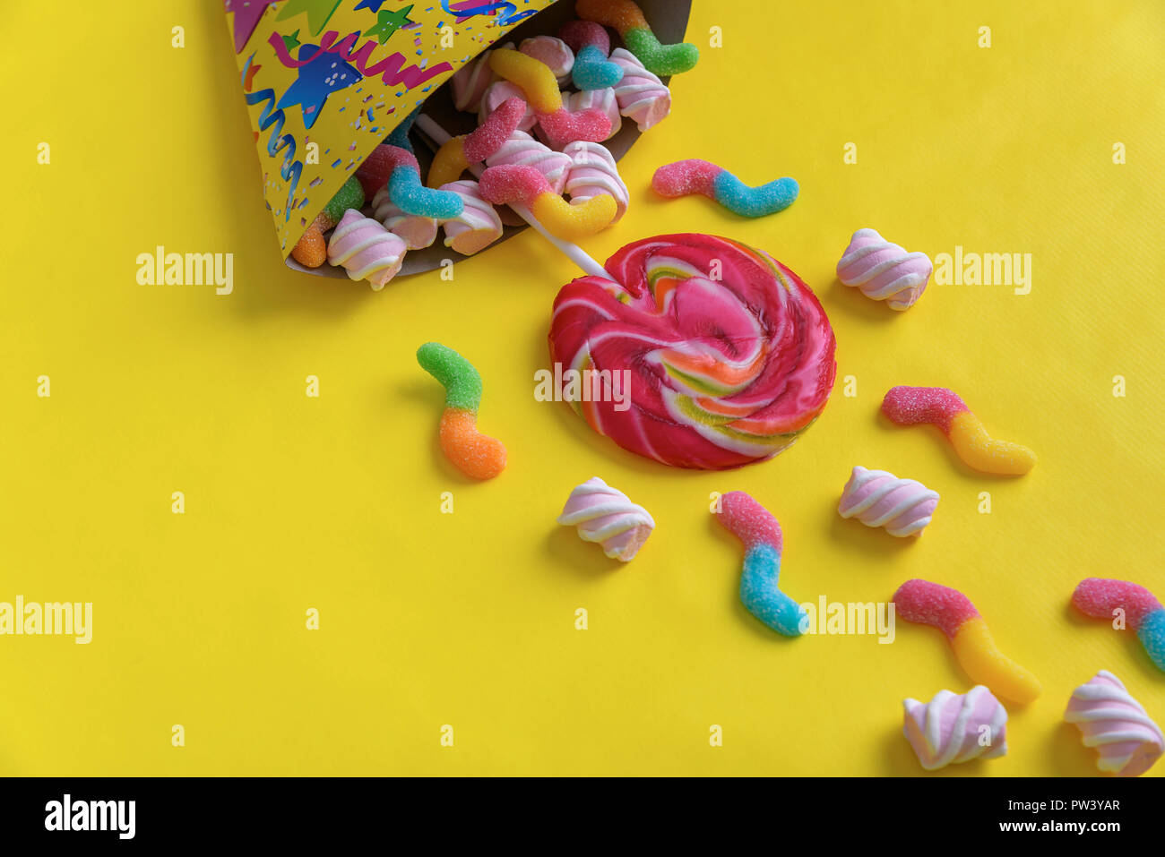 Caramel color hi-res stock photography and images - Alamy