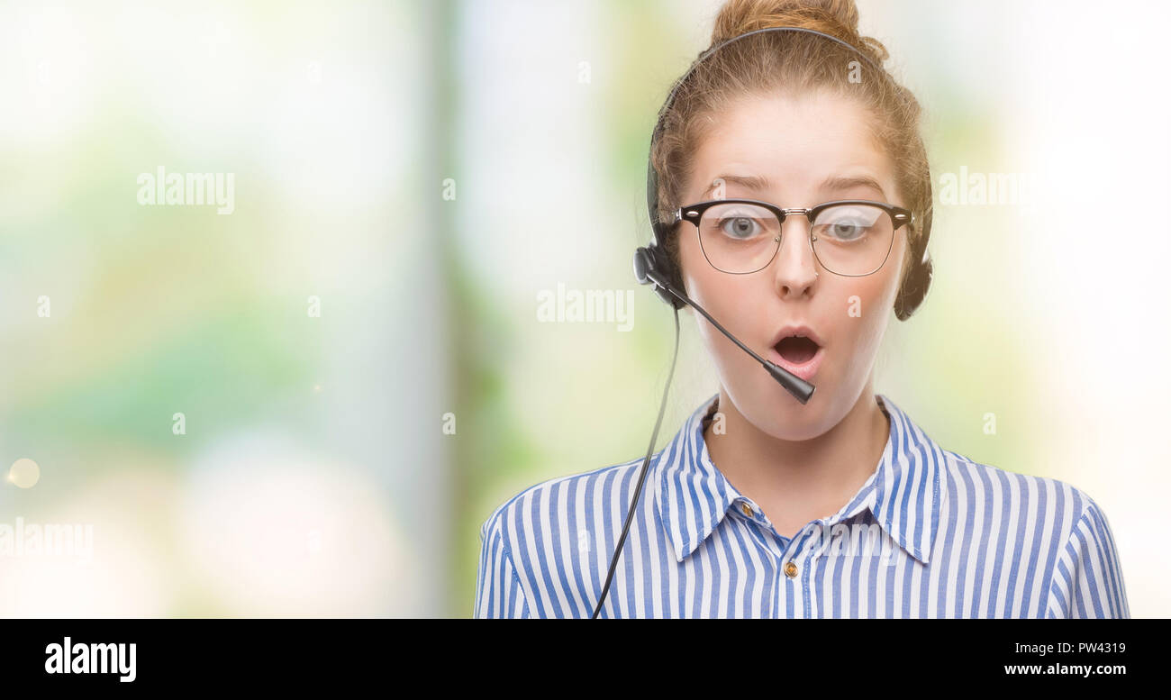 Worried call center agent hi-res stock photography and images - Alamy