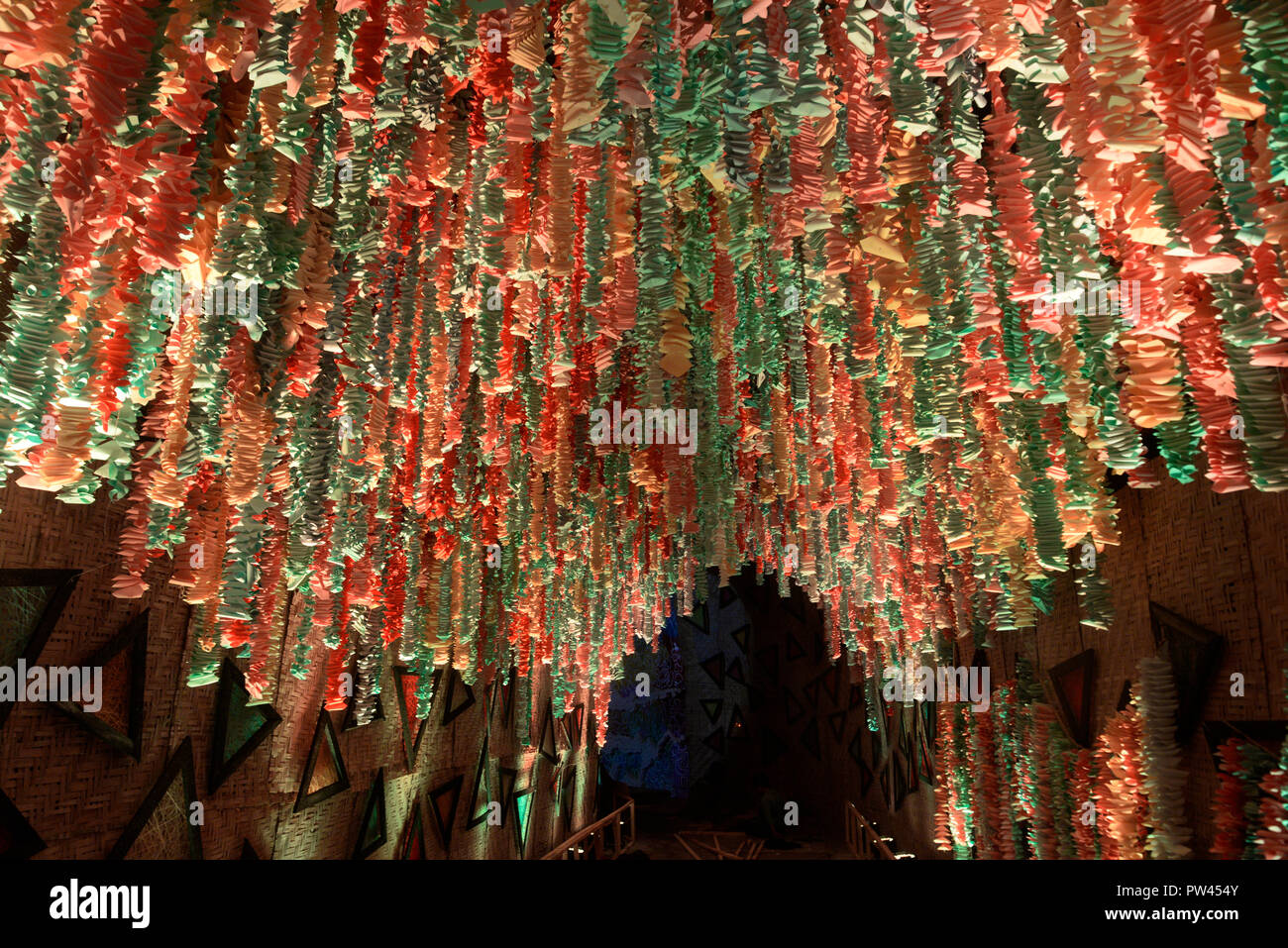 Kolkata, India. 11th Oct, 2018. Gate of pandal or temporary platform at ...