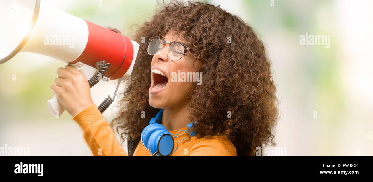 African Loudspeaker Stock Photos & African Loudspeaker Stock Images - Alamy