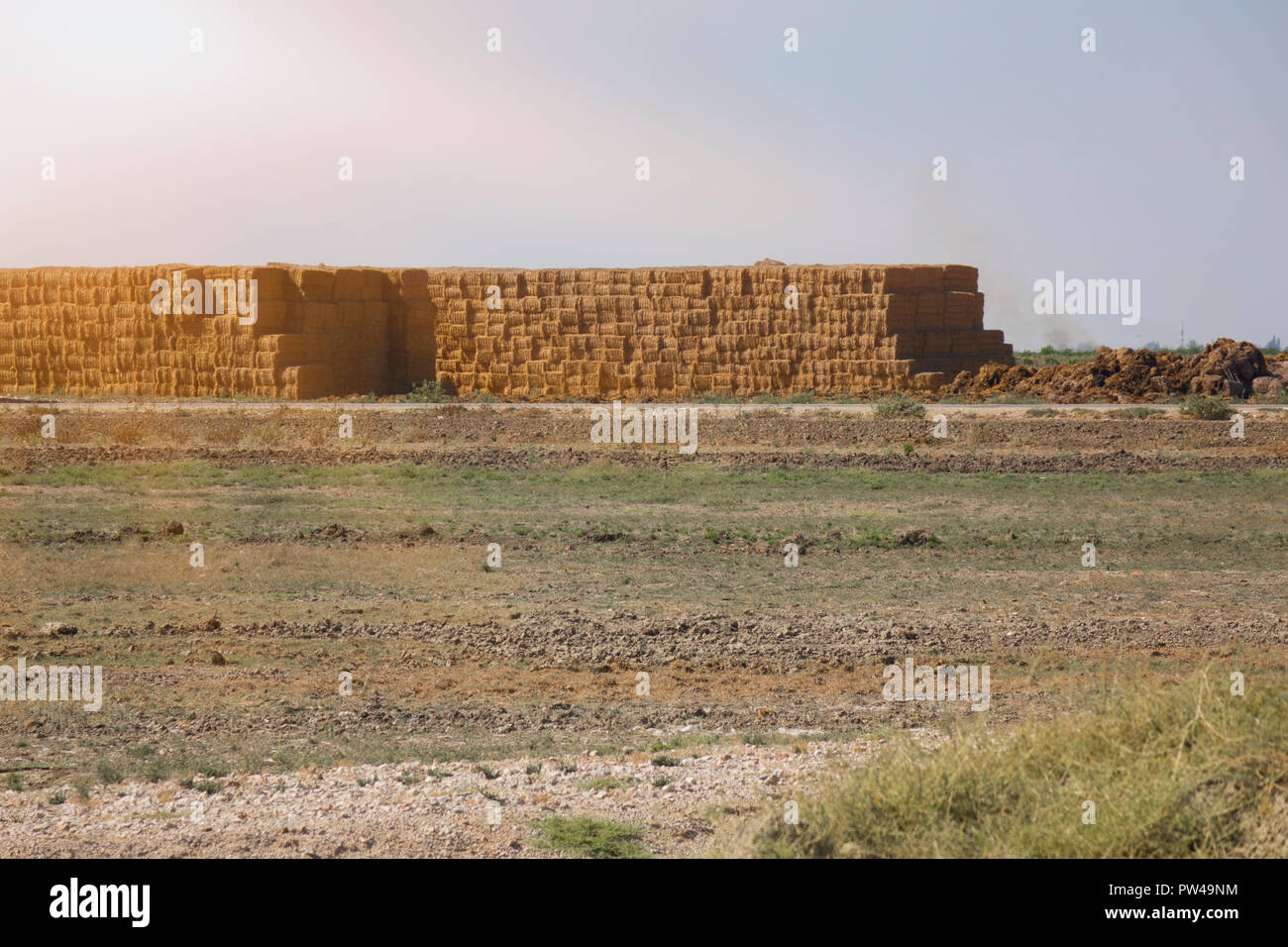 Straw packages hi-res stock photography and images - Alamy