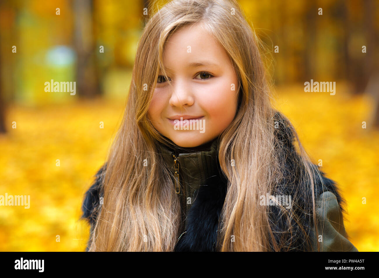 Charming face hi-res stock photography and images - Alamy