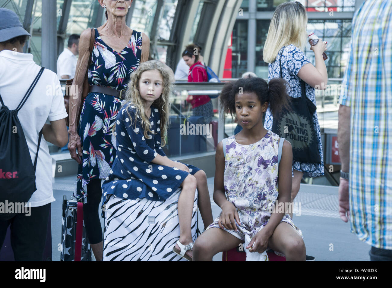 Multiethnic people berlin hi-res stock photography and images - Alamy