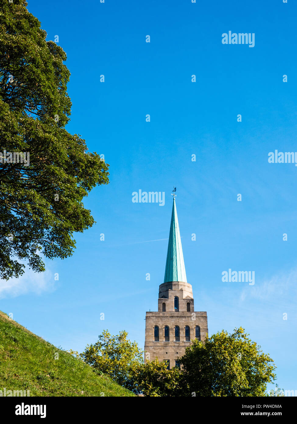 Nuffield college library tower hi-res stock photography and images - Alamy