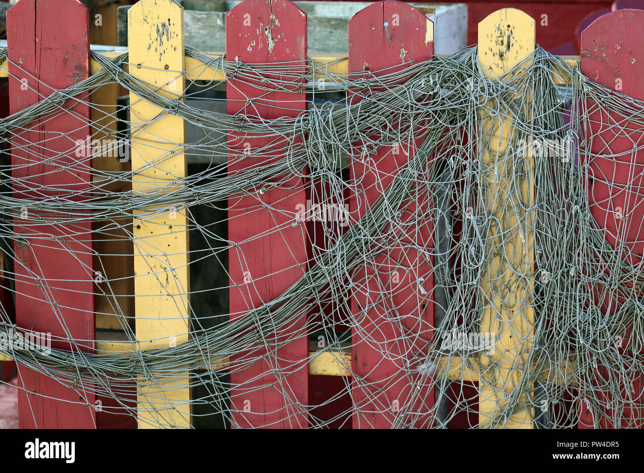 Fish fence hi-res stock photography and images - Alamy