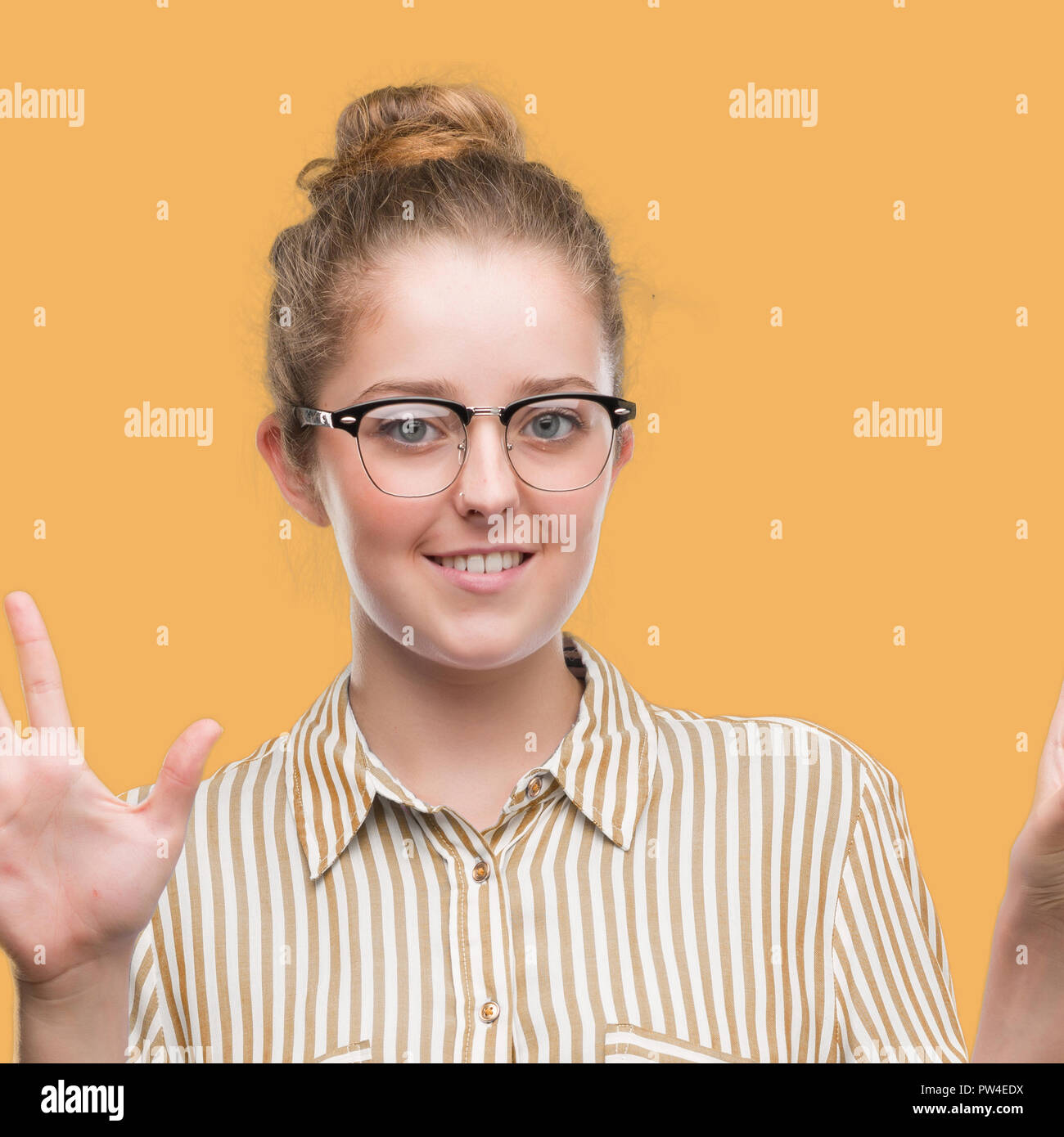 Number 6 eyes hi-res stock photography and images - Alamy
