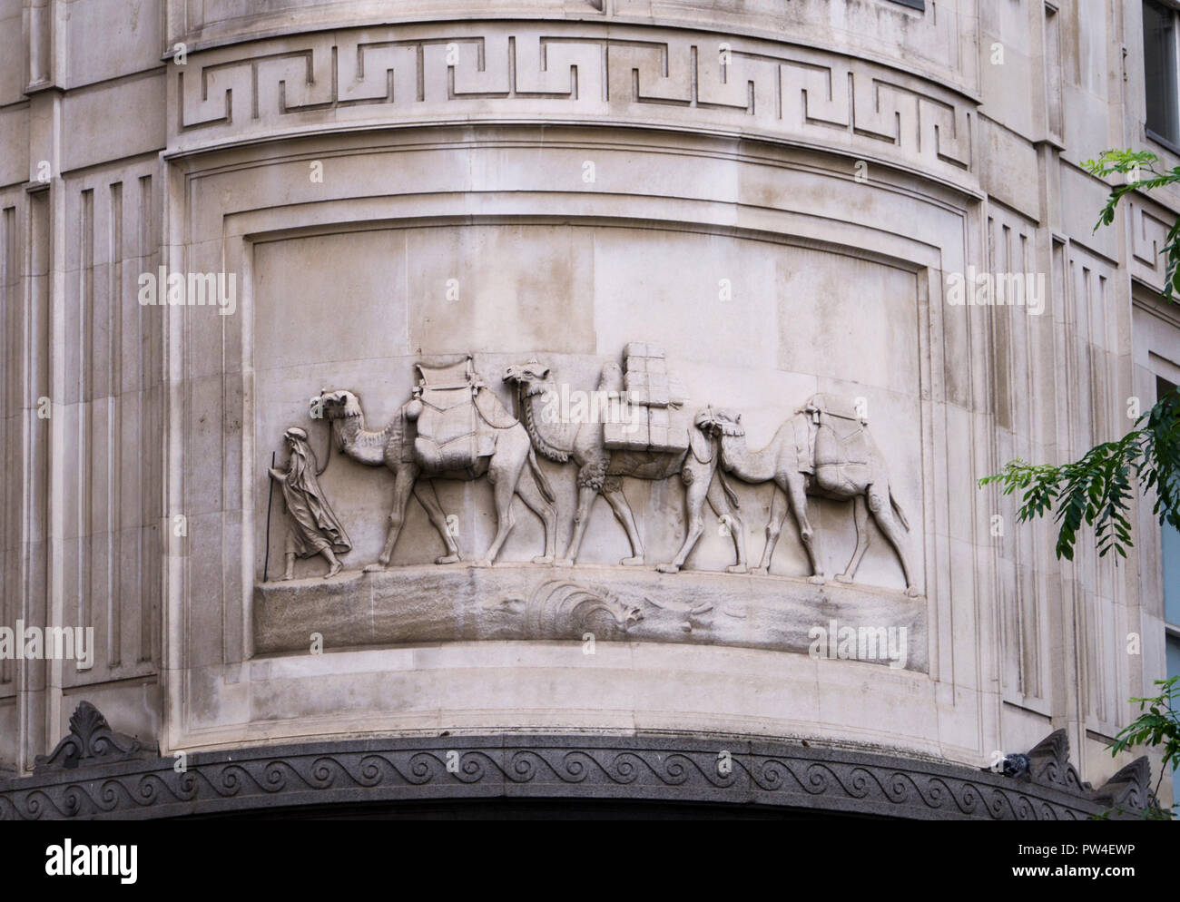 Architectural frieze hi-res stock photography and images - Alamy