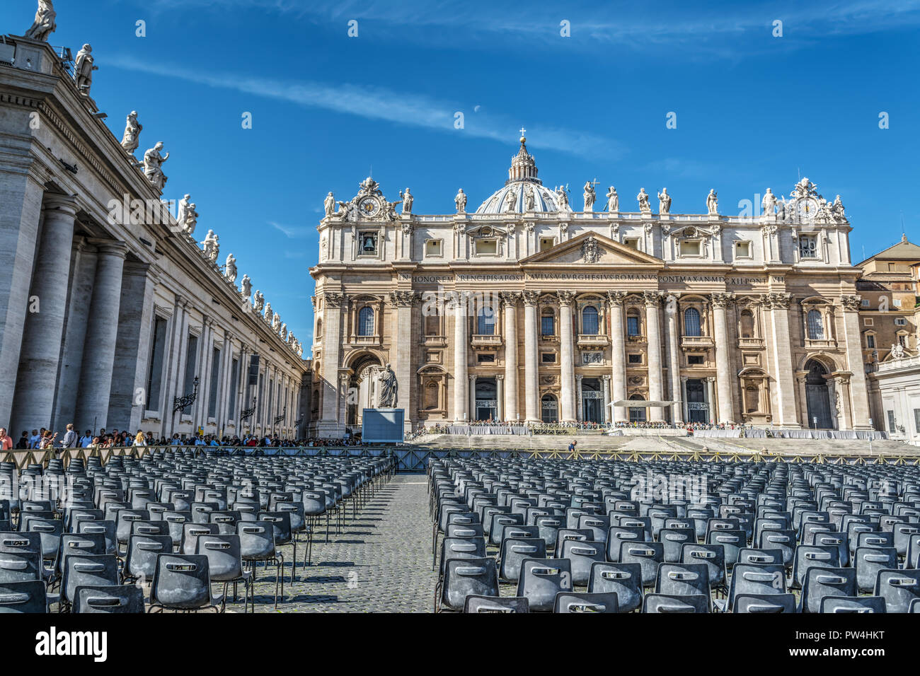 world famous Saint Peter's square in Vatican city Stock Photo - Alamy