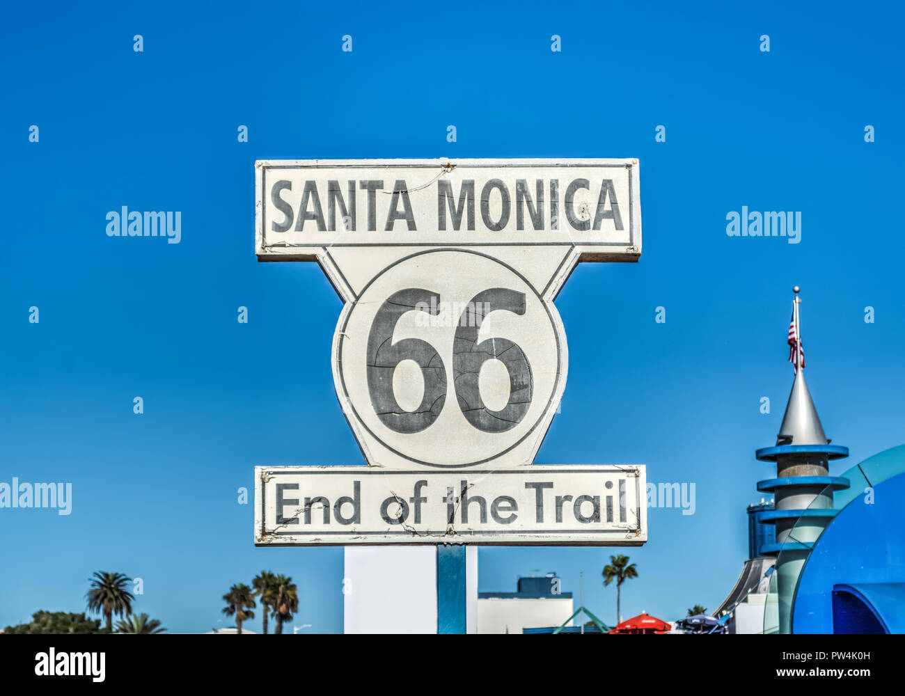 Route 66 end of trail sign in Santa Monica, California Stock Photo - Alamy