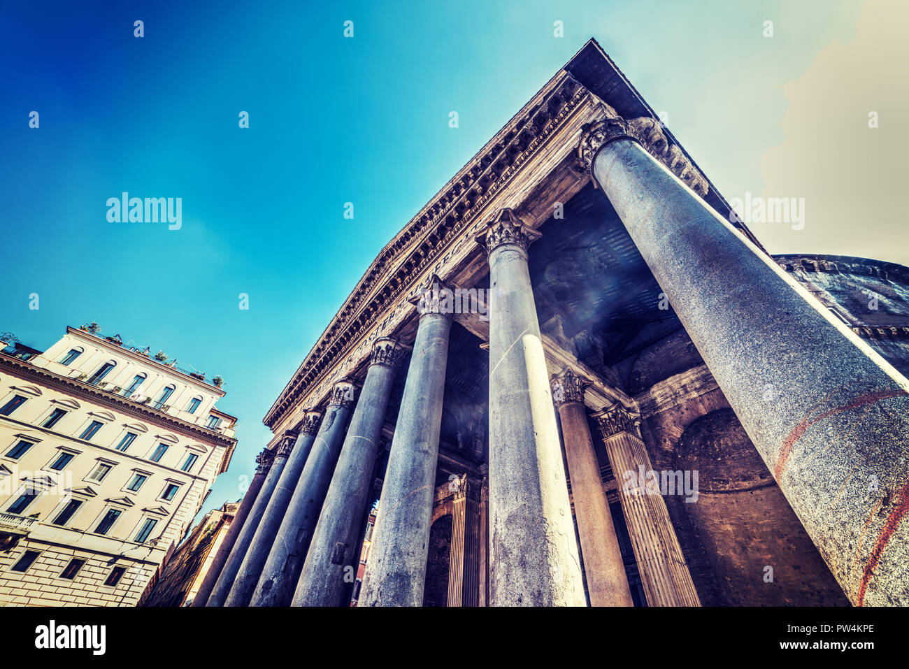 Front view of world famous Pantheon in Rome, Italy Stock Photo - Alamy