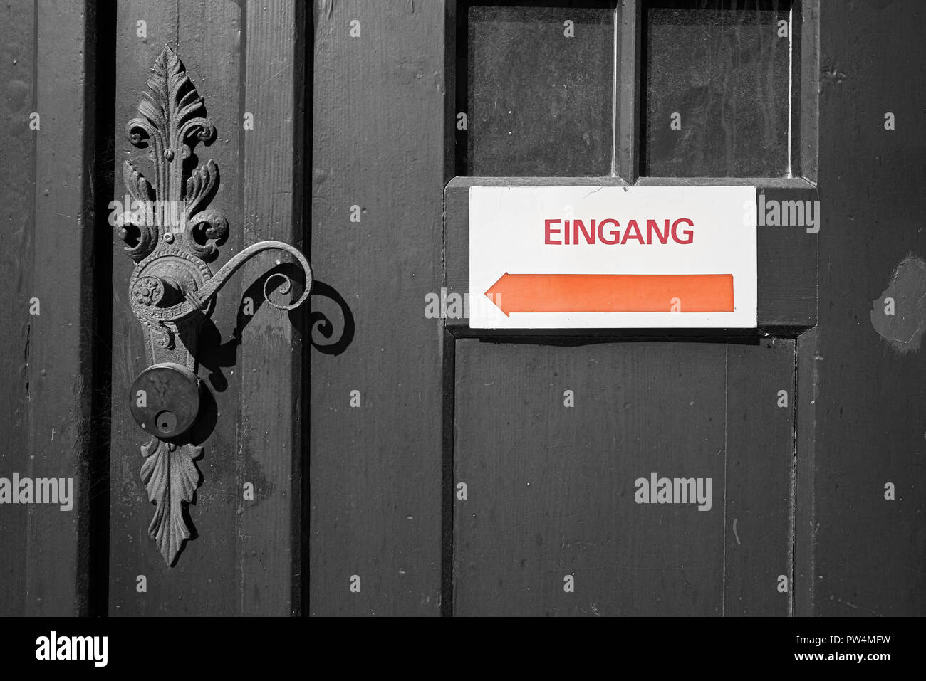 Sign with the inscription Entrance at a door in Quedlinburg Stock Photo ...
