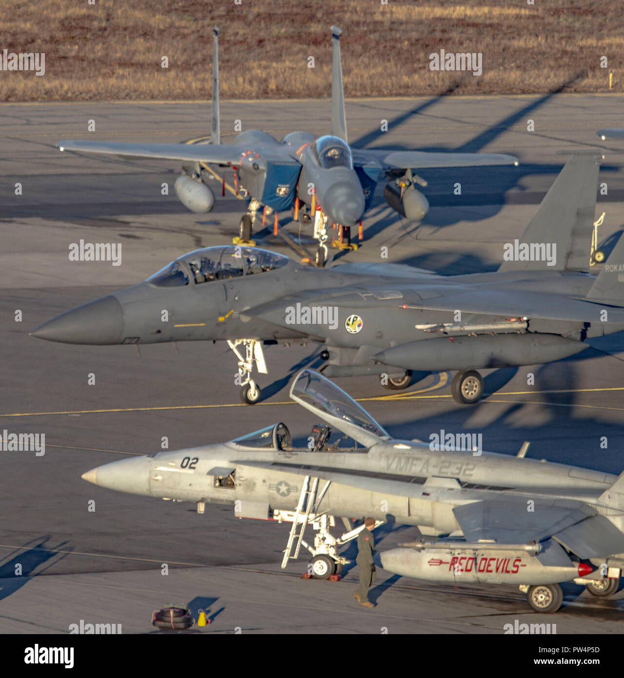 A Republic of Korea Air Force F-15K Slam Eagle fighter aircraft taxis ...