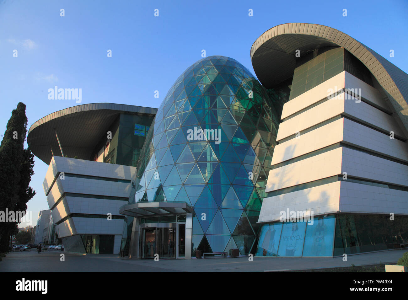 Azerbaijan, Baku, Park Bulvar Mall, shopping Stock Photo - Alamy