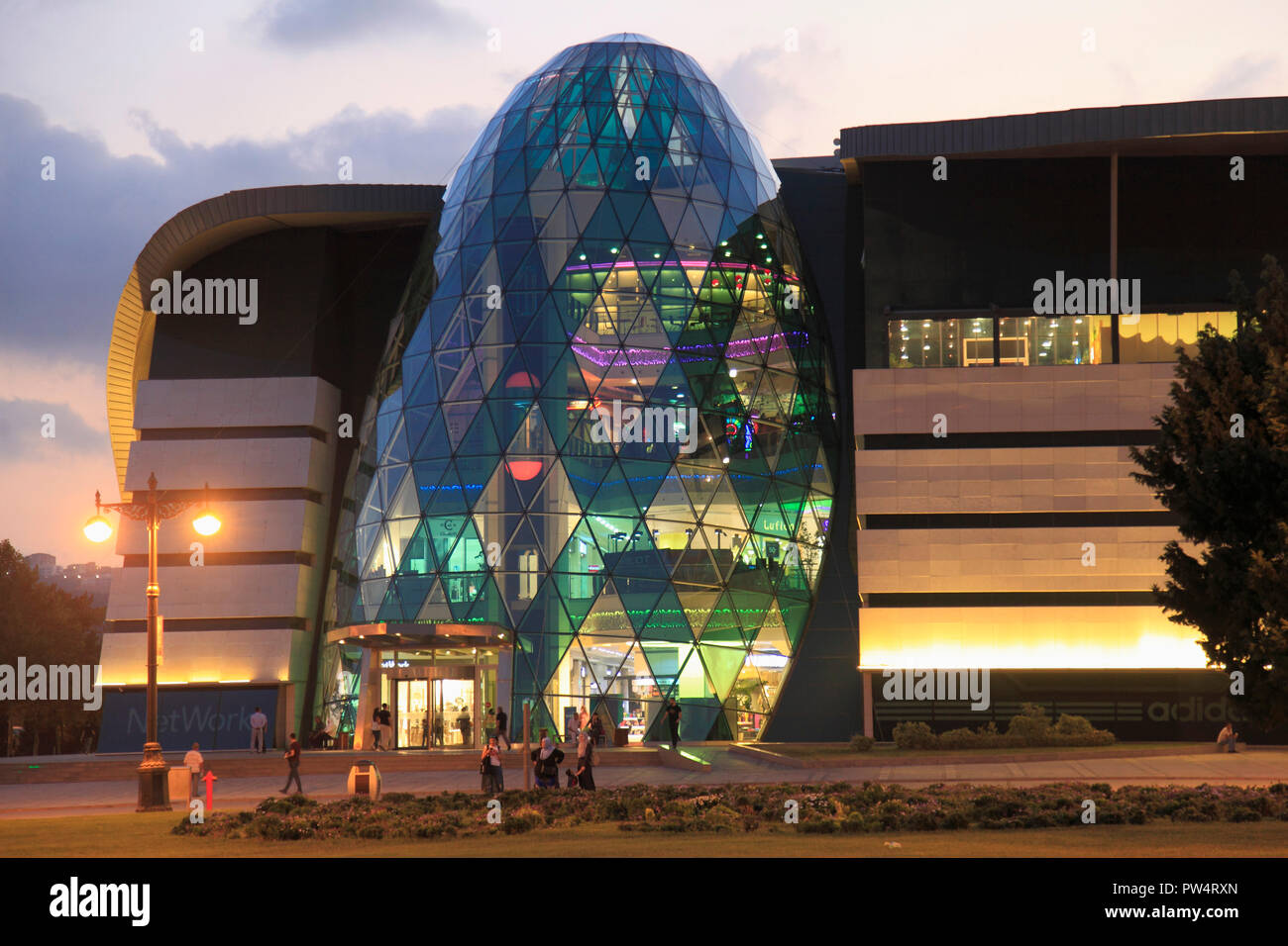 Azerbaijan, Baku, Park Bulvar Mall, shopping Stock Photo - Alamy