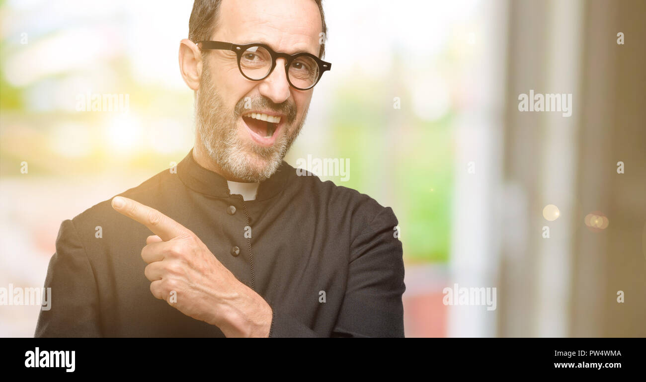 Priest collar catholic hi-res stock photography and images - Alamy