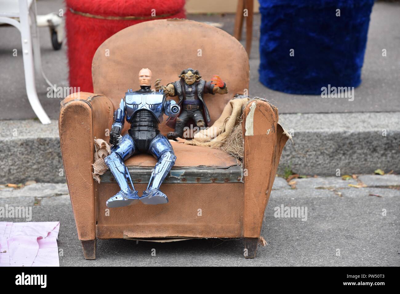 Worn out childs toy hi-res stock photography and images - Alamy